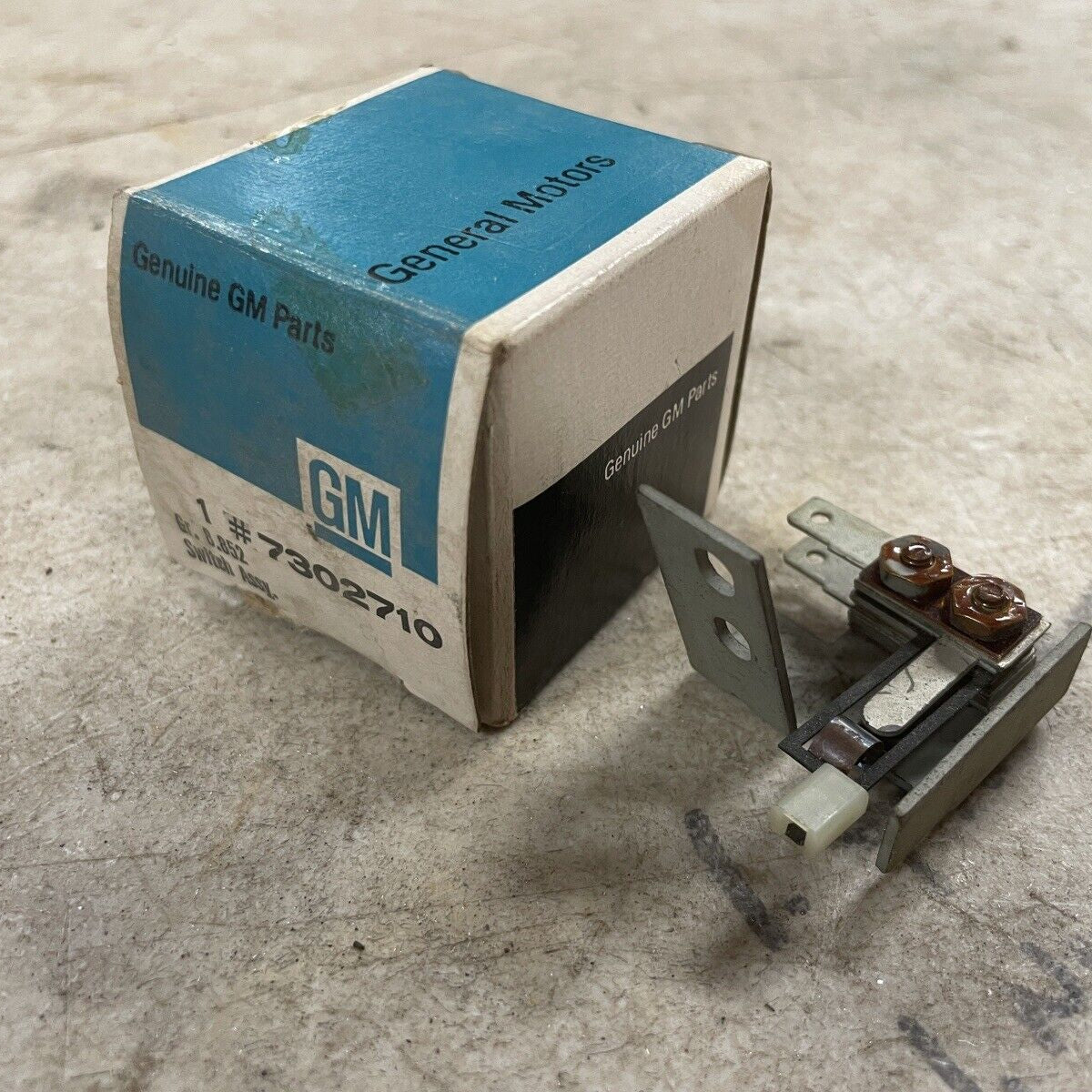 NOS GM Delco 1967-1968 Oldsmobile Delmont Delta 88 98 A/C Master Switc ...