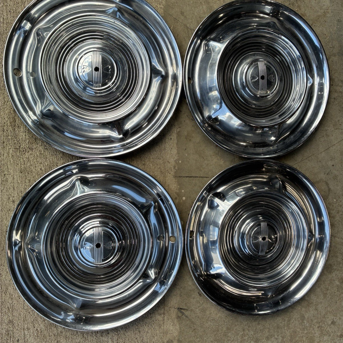 OEM 14" Hub Cap 1958 Oldsmobile 88, 98, Jet Star Wheel Covers Hubcaps ...