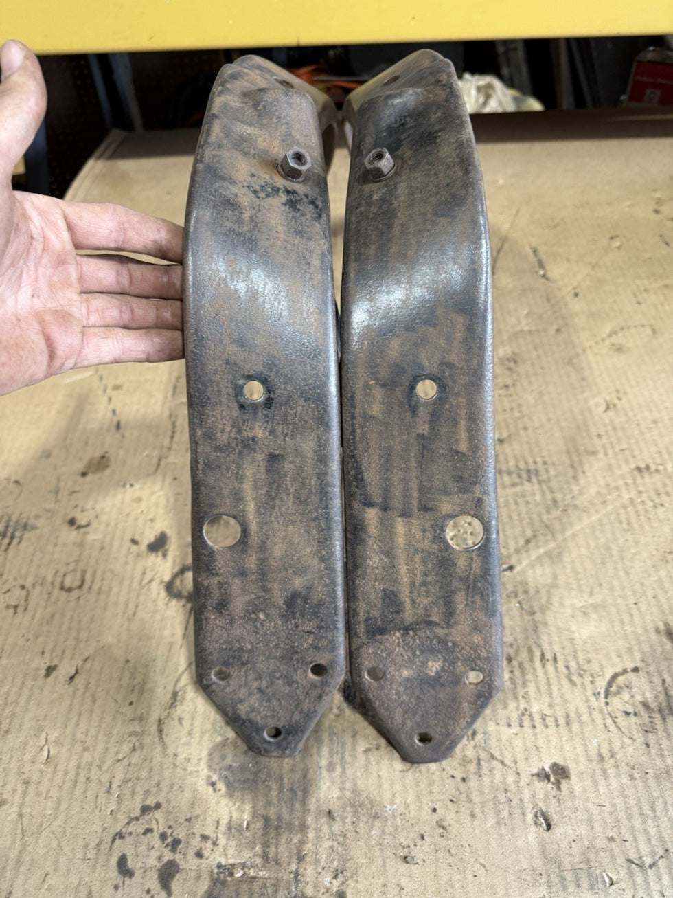 1935 1936 1937 Ford Truck FRONT FENDER BRACKETS pair 1 Ton Pickup Brac ...