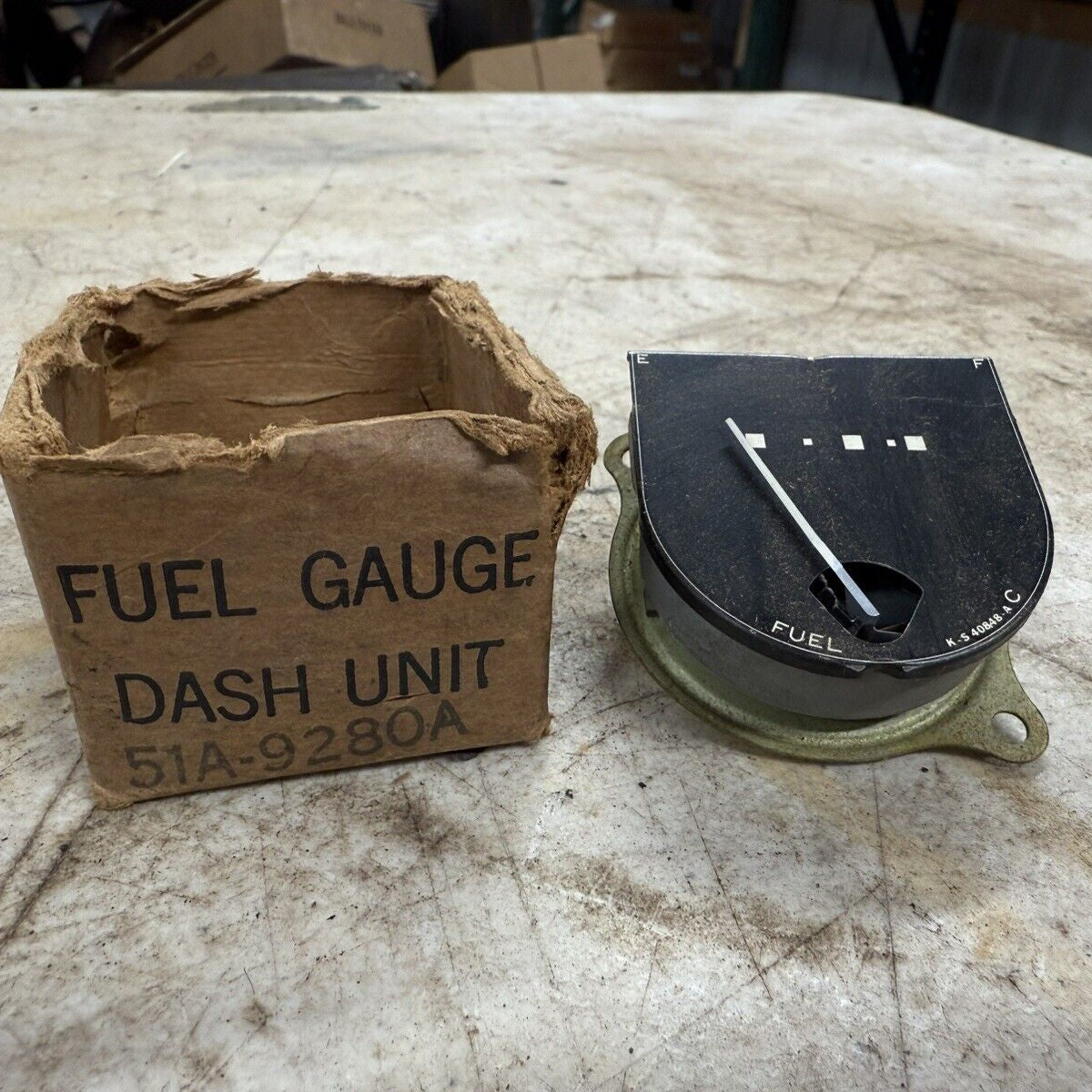 NOS 1946 1947 Ford fuel gauge, 51A-9280-A, white dots, gas – Iron Trap ...