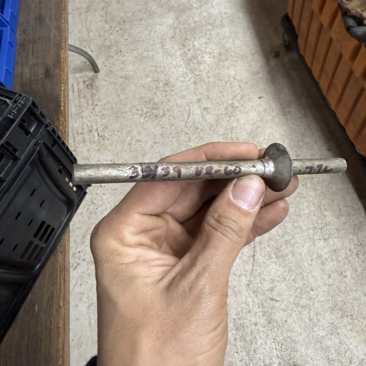 VINTAGE 1938-1940 FORD V8 60-HP AIRTEX FUEL PUMP PUSH ROD FORD #52-940 ...