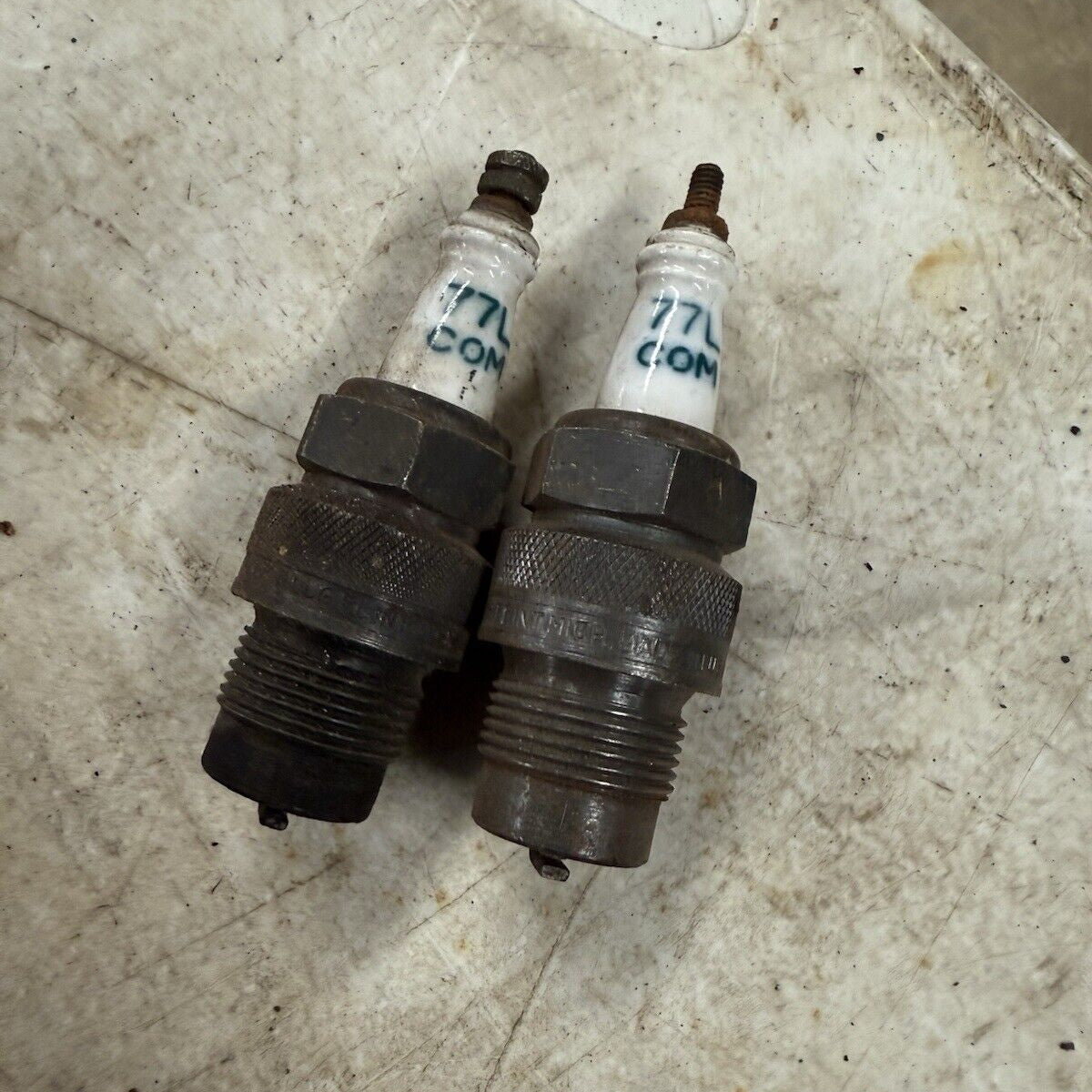 Vintage Pair Of AC Spark Plug 77L Com Plugs Ford Chevrolet Flathead ...