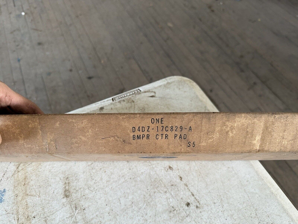 NOS Ford D4DZ-17C829-A 1974-77 Maverick Front Center Bumper Pad OEM D4 ...