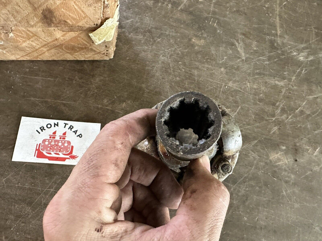 NOS 1934 - 1936 CHEVY UNIVERSAL JOINT U-JOINT U JOINT – Iron Trap Garage